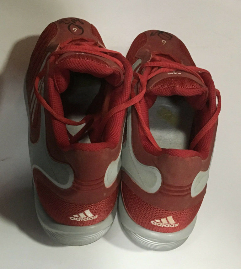 Ryan Howard Phillies Signed game used 14.5 Adidas cleats ins GU ...